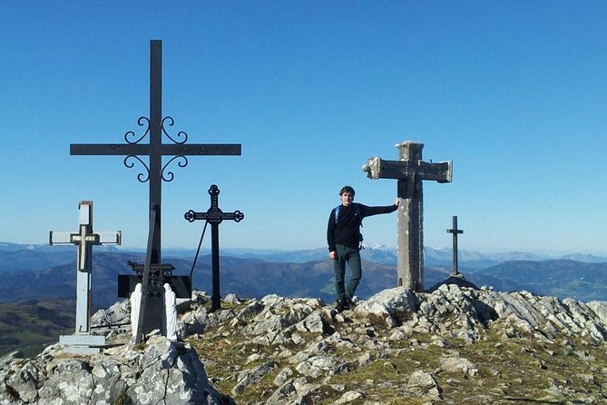 Mount Hernio Hiking Tour from San Sebastian - The Descent and Lunch: A Taste of Local Hospitality