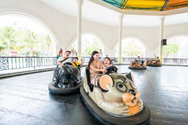 Nha Trang: VinWonders Entry Ticket with Optional Cable Car - How the Experience Is Structured