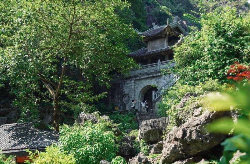 Ninh Binh daily tour (HOA LU  TRANG AN  MUA CAVE) - What Travelers Say