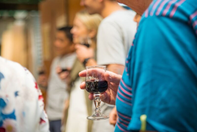 Paris: 2.5Hour Montmartre Wine and Bistro Tour - The Experience’s Strengths and Limitations