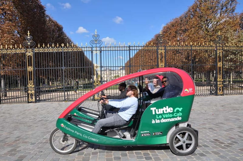 Paris: 2 hours Emily Tour in a Private Rickshaw bike - The experience of riding in a private rickshaw