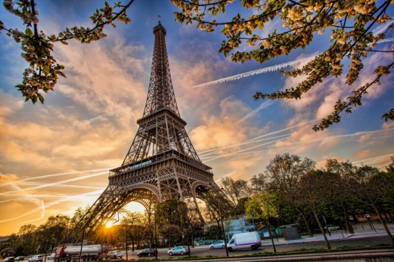 Paris: Access Eiffel Tower Summit or Second Level - What Makes This Tour Stand Out