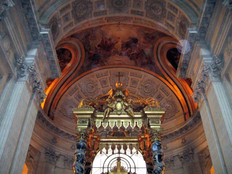 Paris: Invalides Dome - Skip-the-Line Guided Museum Tour - Exploring the Invalides: A Must-See Fortress of French Military History