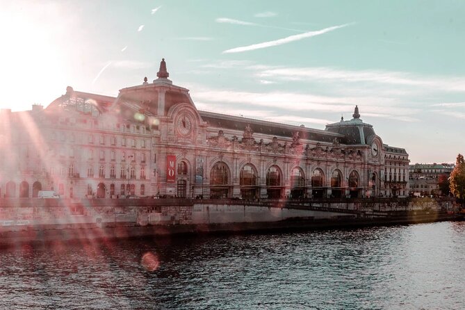 Paris Orientation Tour in Small Group with an Expert Driver - What Travelers Will Appreciate