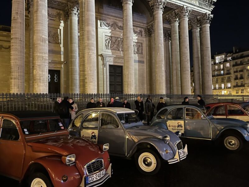 Paris: Private Christmas lights tour in Citroën 2CV 2h - The Experience of Traveling in a Vintage Citroën 2CV