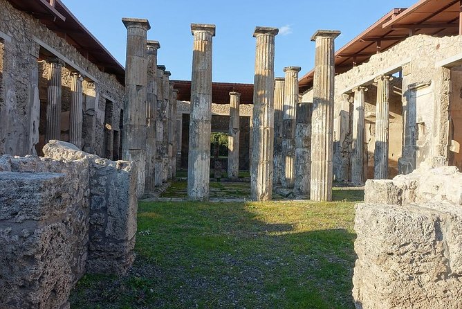 Private 8-hour Excursion of Naples and Pompeii from Naples Cruise Port or Hotel - The Value of a Private Tour