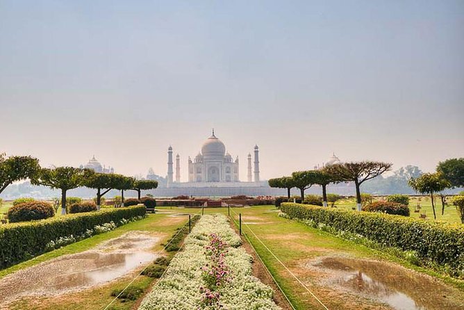 Private Day Tour of Taj Mahal and Agra Fort By Super fast train - The Practical Side