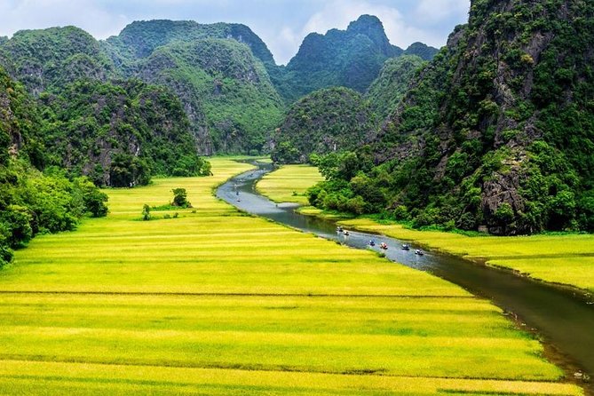 Private Hoa Lu - Tam Coc - Mua Cave with Boat Trip, Temple, Biking, Lunch - The Value of This Tour