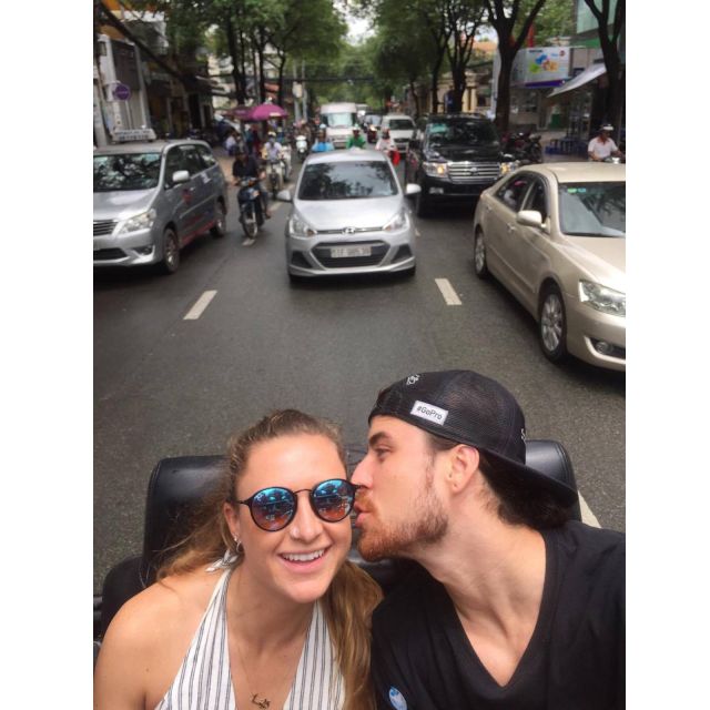 Private Jeep Tour Saigon by Night & Cruise Dinner with Music - What We Love About This Tour