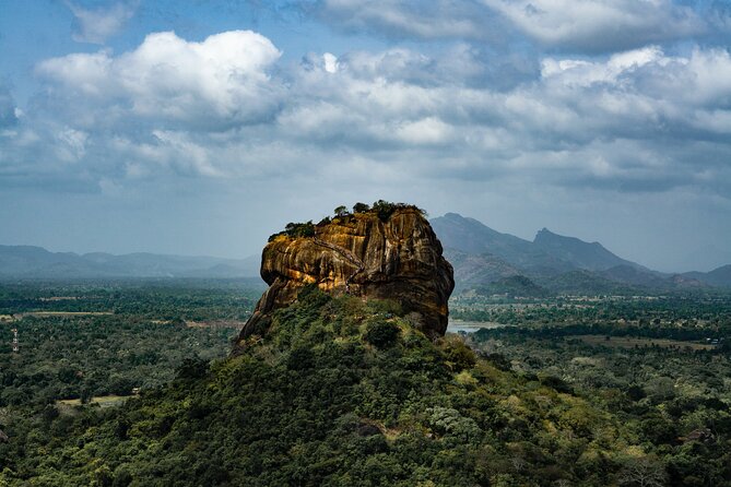 Private Journey to Sigiriya Majestic Rock Fortress from Colombo - A Closer Look at the Itinerary