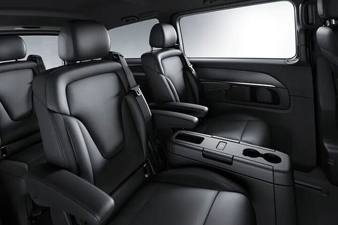Private MiniVan Transfer from Glasgow GLA Airport to Edinburgh - Who Will Benefit Most from This Service?