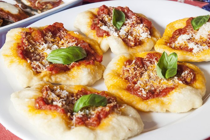 Private Pizza & Tiramisu Class at Cesarina's home with tasting in Bergamo - Why You Should Consider This Experience