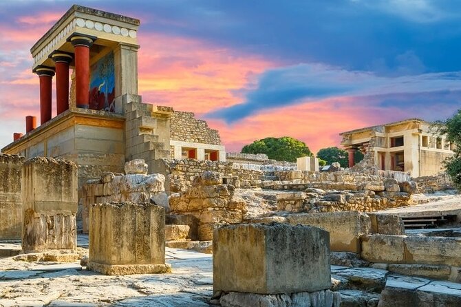 Private Rethymno old town,kourtaliotiko waterfalls& preveli beach - An Overview of the Itinerary
