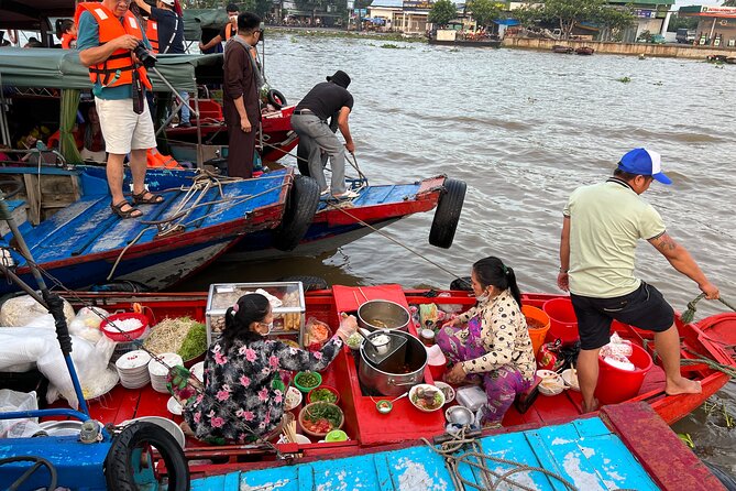 Private Saigon Ultimate Street Food and Sightseeing By Motorbike - FAQ