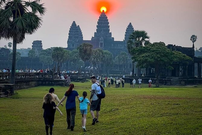 Private Tour in Angkor Wat by Tuk Tuk - What Travelers Say