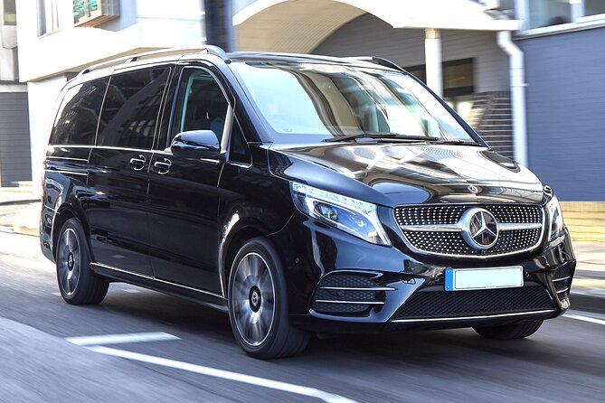 Private Transfer: Disneyland to Paris Airport CDG by Luxury Van - FAQs