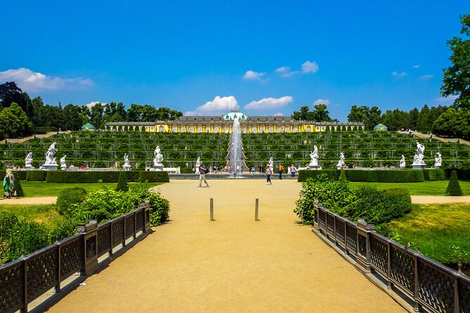 Private Transfer from Dresden to Berlin with 2h of Sightseeing, English Speaking - Analyzing Value: Is It Worth the Price?