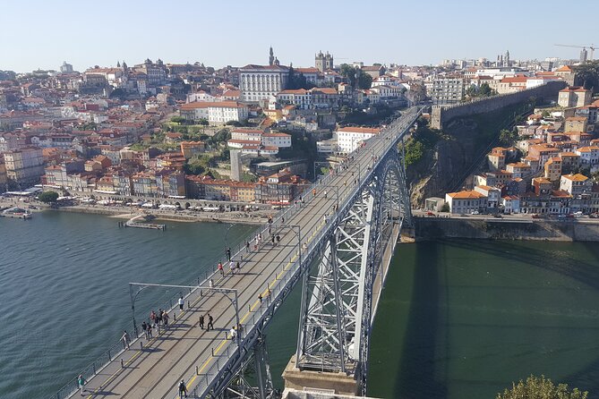 Private Transfer Porto to Lisbon with Nazaré and Óbidos Stops - Practical Considerations