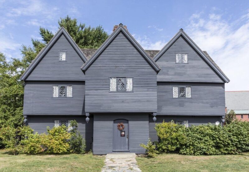 Private Walking Tour: Spooky legends of Salem - The Experience: What You Can Expect