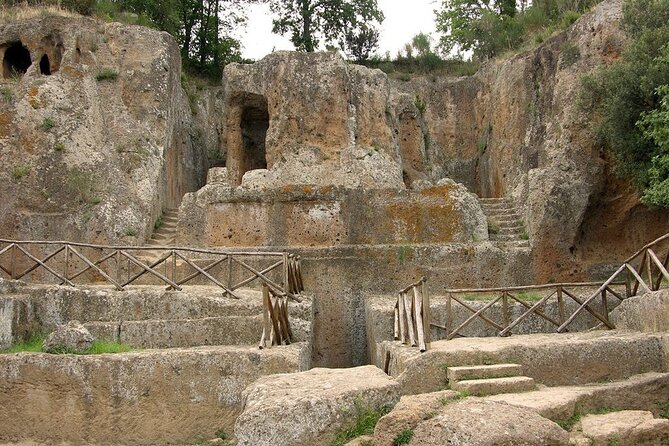 Private Wine & Culture Tour Hidden Tuscany: Pitigliano & Sovana - Comfortable, Convenient Transport