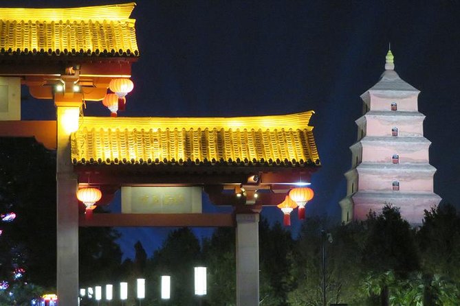 Private Xian Night & Food Tour by Tuk Tuk and Public Transportation - Insights from Travelers