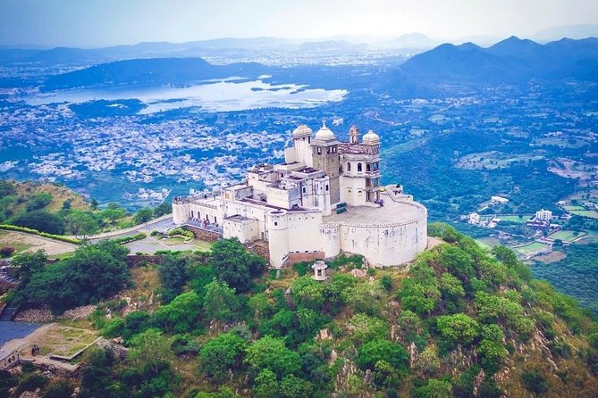 Round Trip Transfers to Sajjangarh Monsoon Palace with tickets - FAQs