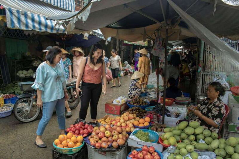 Saigon Unseen: Culture, Coffee &Hidden Corner Motorbike Tour - The First Stop: Thich Quang Duc Monument