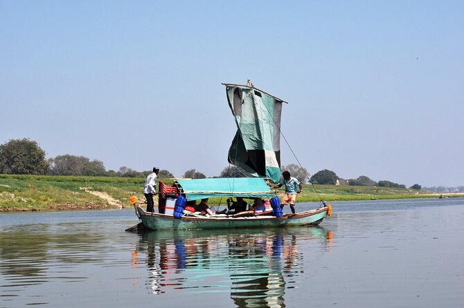 Sailing and Camping on the Ganges - Who Should Consider This Tour?