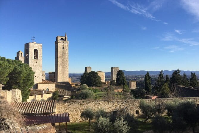 San Gimignano, Saffron and Vernaccia Wine from Florence - Who Should Book This Tour?