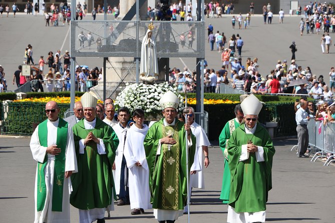 Sanctuary of Fatima Private Tour, with Nazaré and Obidos - Frequently Asked Questions