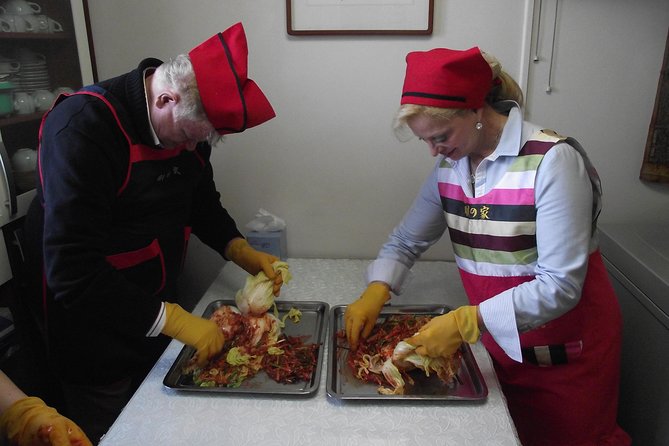 Seoul Cultural Tour - Kimchi Making, Gyeongbok palace with Hanbok - Who Will Love This Tour?