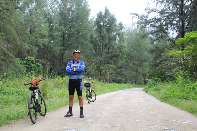 Singapore - bike adventure beyond the concrete jungle - What’s Included and What’s Not