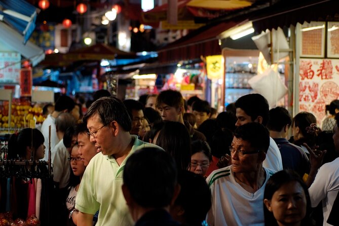 Singapore Foodie Experience Guided Tour with 5 dishes Tasting - What Sets This Tour Apart?