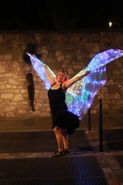Singing Montmartre by night with a Diva - The Sum Up