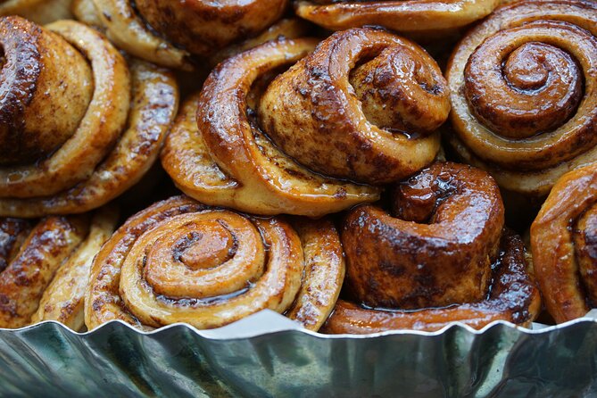 Small-Group Borough Market Guided Food Tour in London - The Itinerary Breakdown