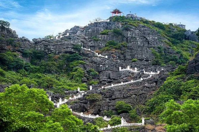 Small group tour Trang An  Bai Dinh  Mua cave 1 day with Full service - Frequently Asked Questions