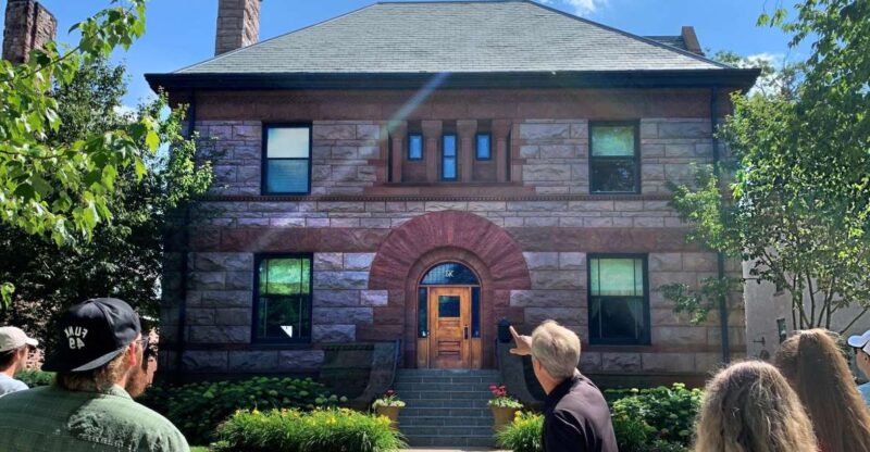 St. Paul: Private Walking Tour Summit Ave Victorian Homes - Who Will Love This Tour?