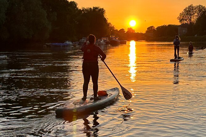 Stand up Paddleboarding on the beautiful Thames at Richmond - Exploring the Experience: What You Can Expect