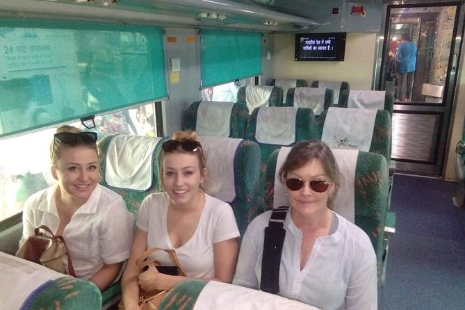 Taj Mahal Same Day Tour by India's Fastest Train - Savoring Local Flavors at Bon Barbecue