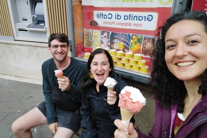 Trastevere Food Tour Prime Edition - Stop 3: Roman Pizza — Unique and Fragrant