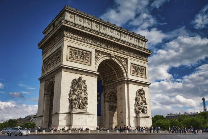 Visit Château d'Angers and wine tasting - FAQ