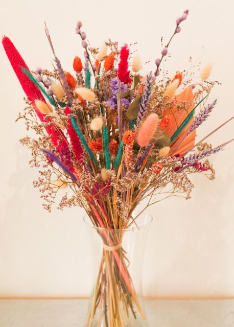 Workshop to learn how to create a floral arrangement - What Makes This Experience Unique and Worthwhile