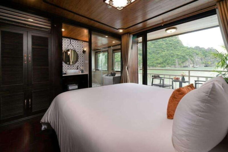 3-Day 2-Night Ha Long Bay Cruise with private balcony - Key Points
