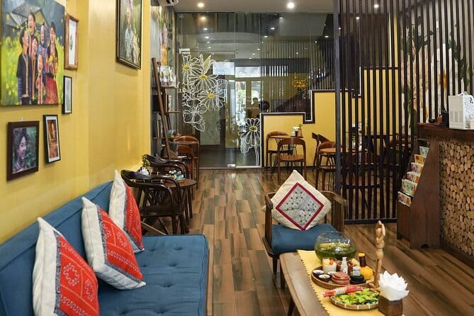 4-Hand Full Body Massage in Da Nang - Booking and Practical Info