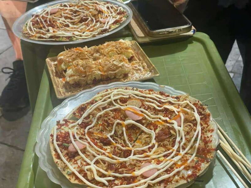 A Delicious Food Tour through the Old Quarter - Practical Details and Experience Quality