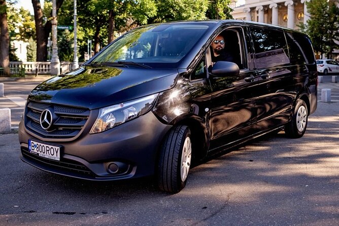 Airport Transfer with Mini-van for 8 passangers - The Experience in Practice