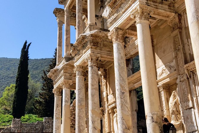 ALL INCLUSIVE Private Guided Tour For Your Family Lunch & Entrances are INCLUDED - Who Should Consider This Tour?