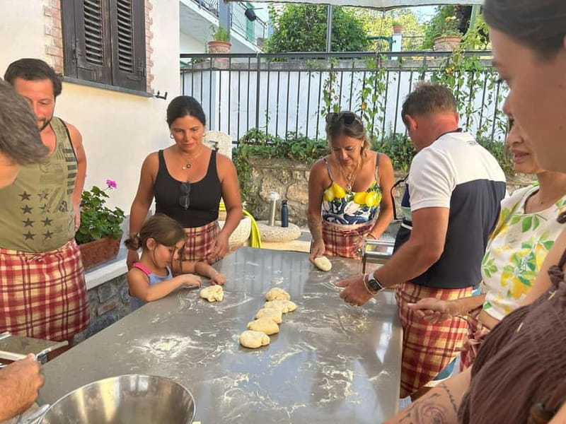 Amalfi Cooking class: tagliatelle, mozzarella and tiramisù - Who Should Consider This Tour?