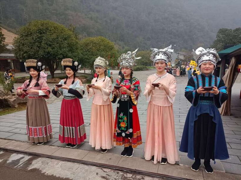 Amazing Zhangjiajie Day Tour With Tujia Ethnic Village - Value and Practical Considerations