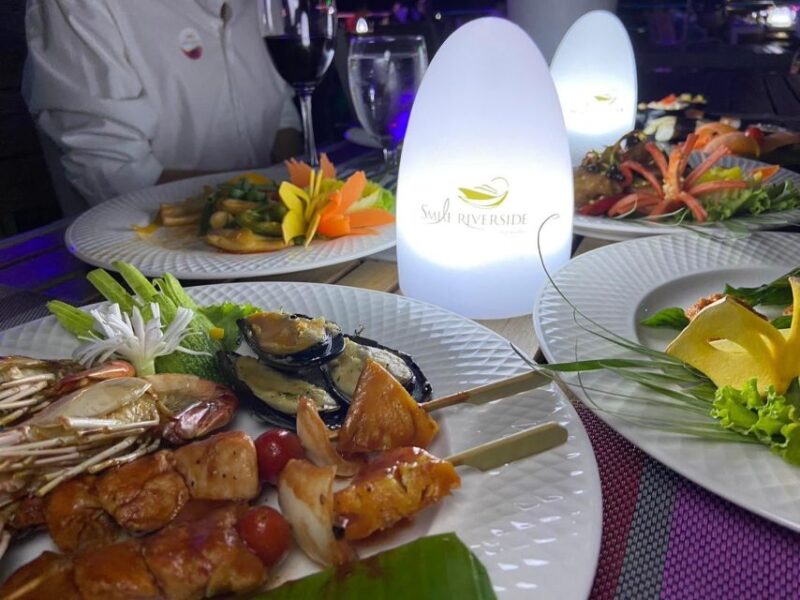 Bangkok: Chao Phraya River Buffet Dinner Cruise - Who Is This Cruise Best For?
